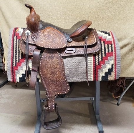 Used western saddle for sale store
